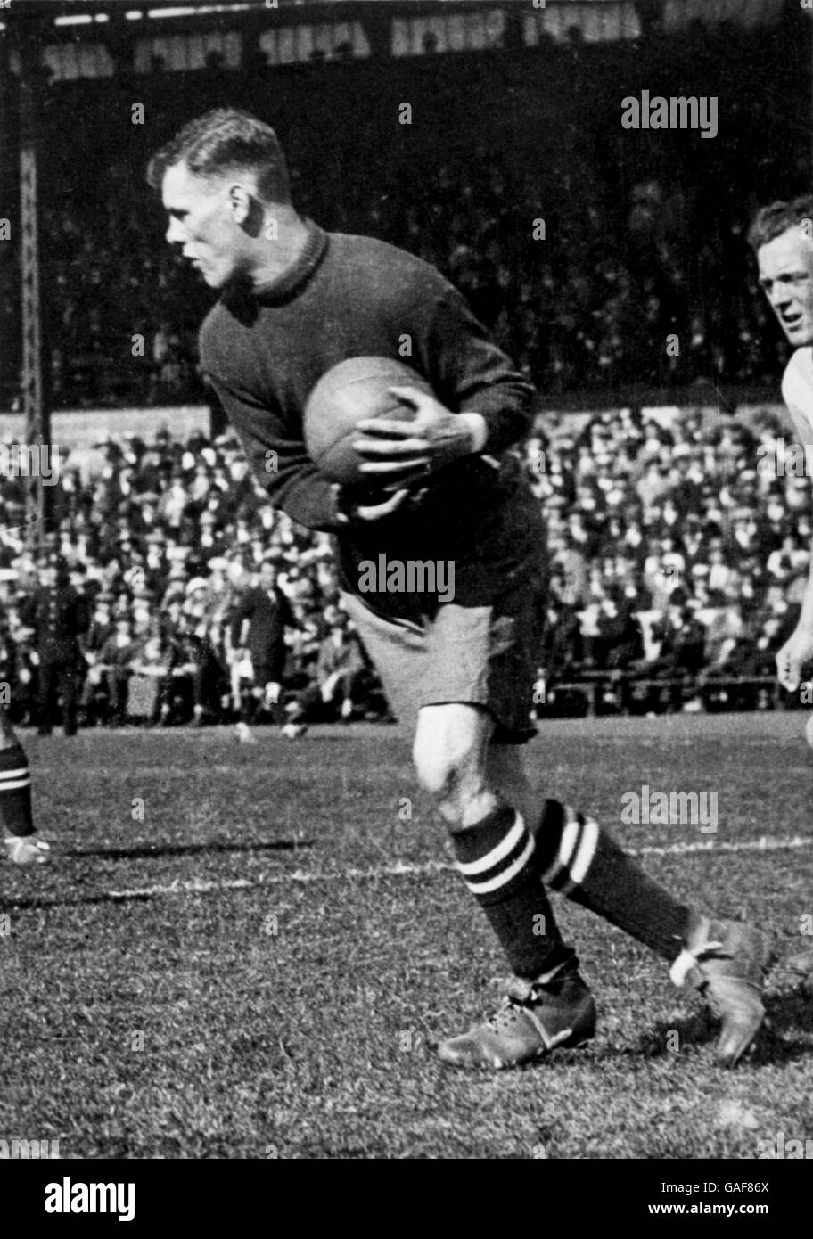 The birmingham goalkeeper Black and White Stock Photos & Images - Alamy