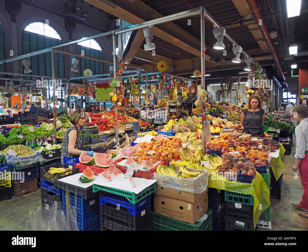 Mercato centrale in florence hi-res stock photography and images - Alamy