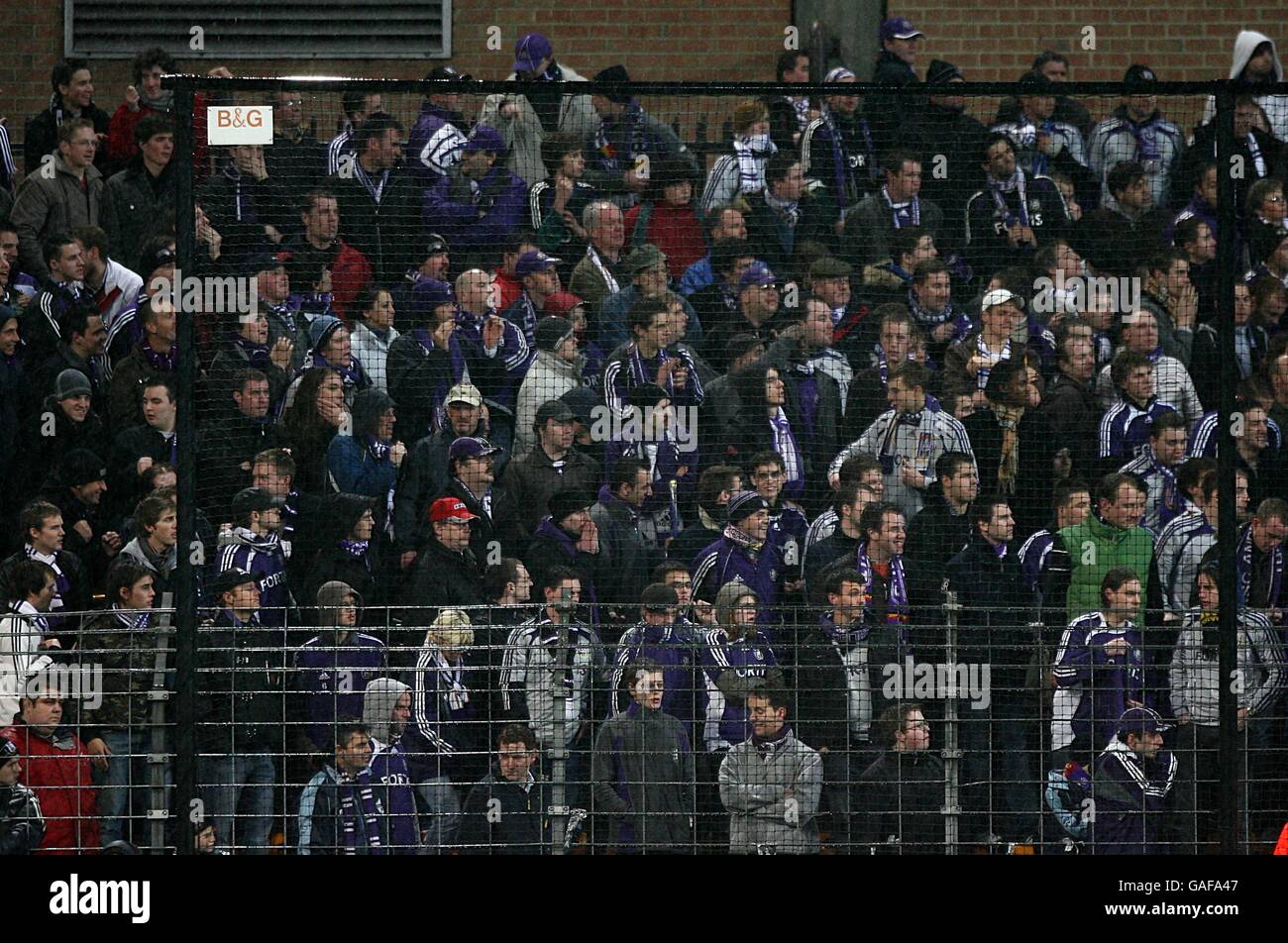 Anderlecht fans hi-res stock photography and images - Alamy