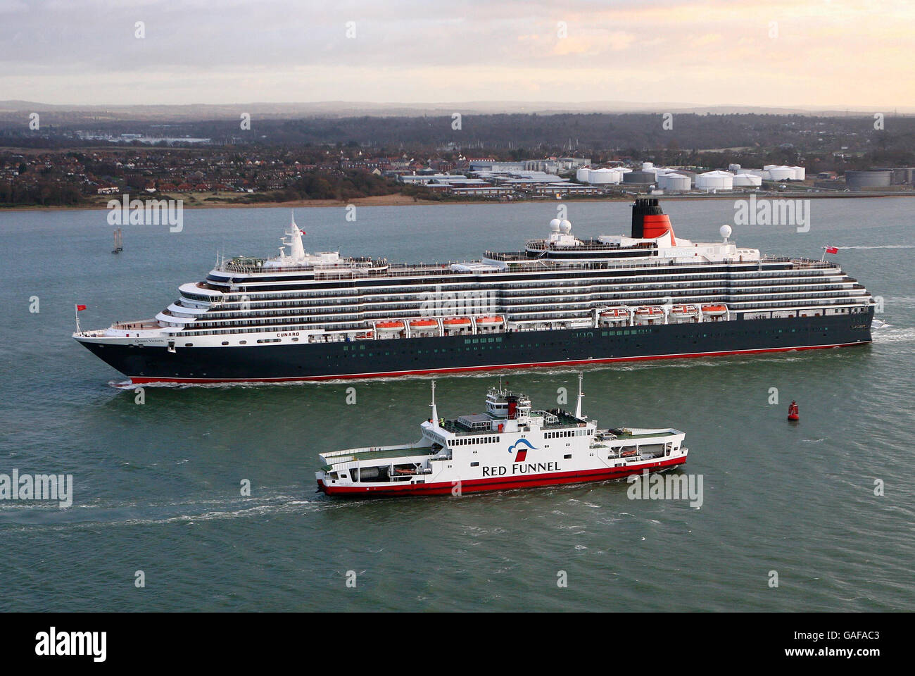 The new Cunard cruise liner the Queen Victoria arrives in Southampton ...