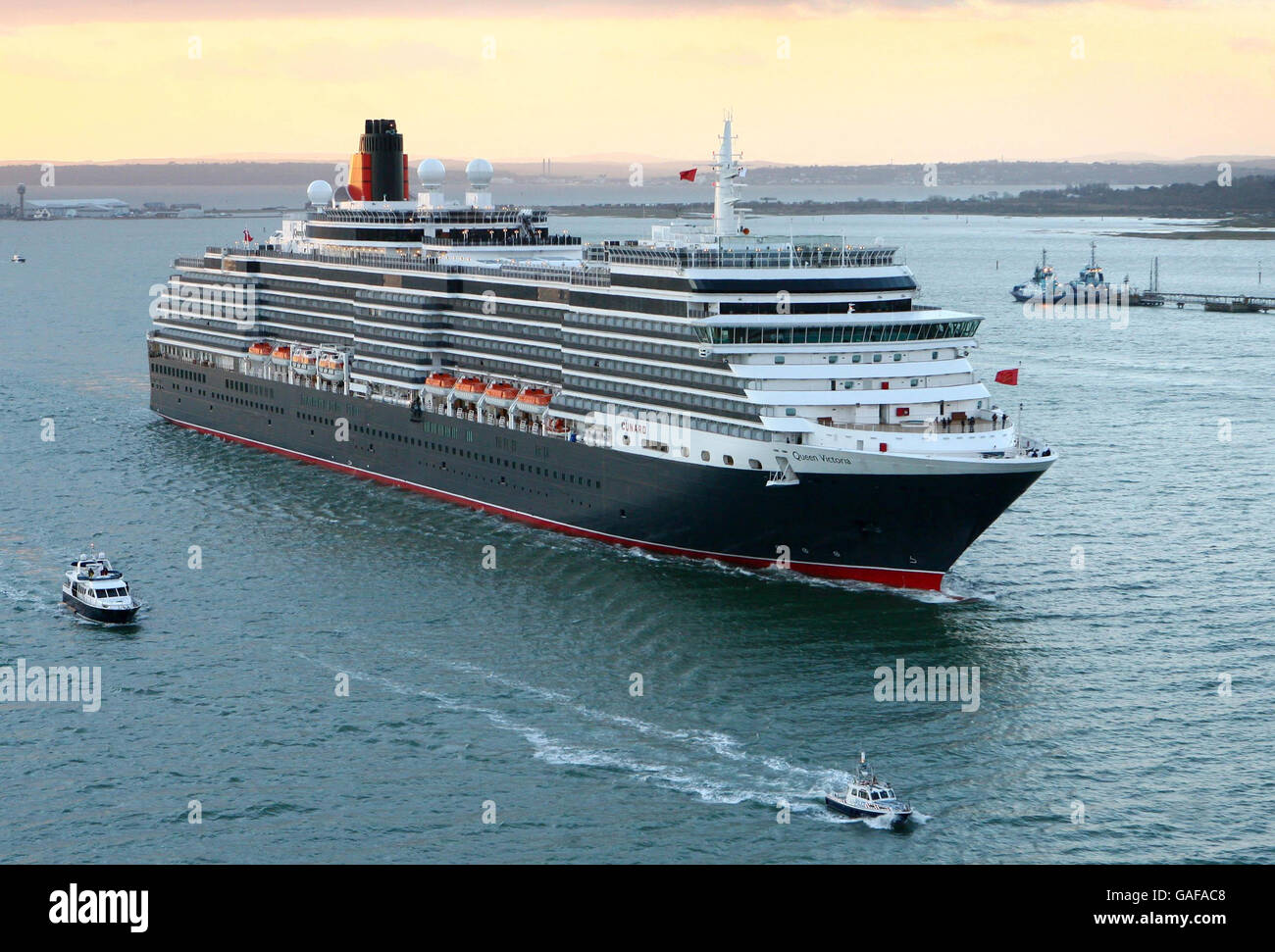 The new Cunard cruise liner the Queen Victoria arrives in Southampton ...