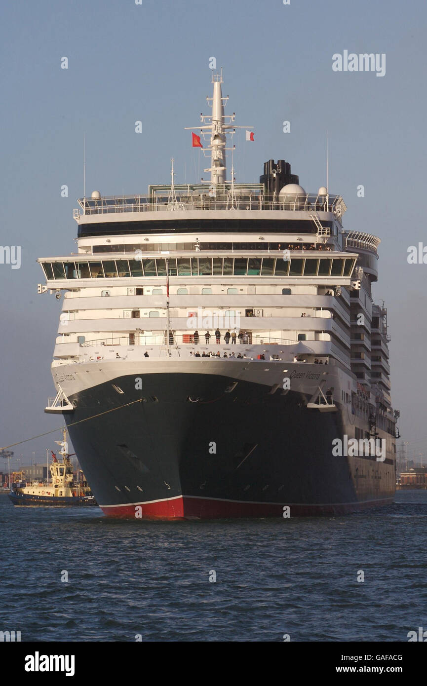 Queen victoria ship venice hi-res stock photography and images - Alamy