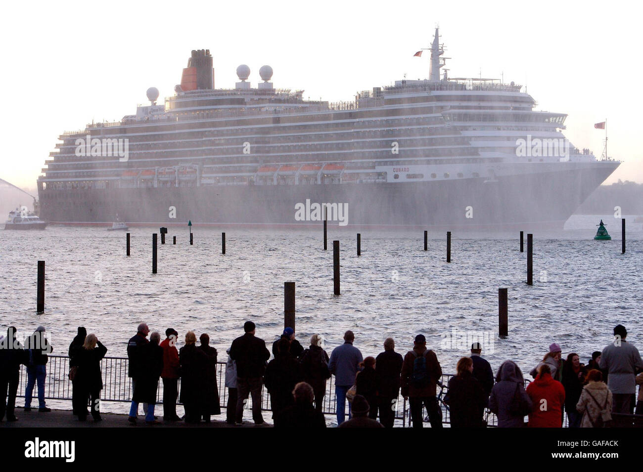 Queen victoria ship venice hi-res stock photography and images - Alamy
