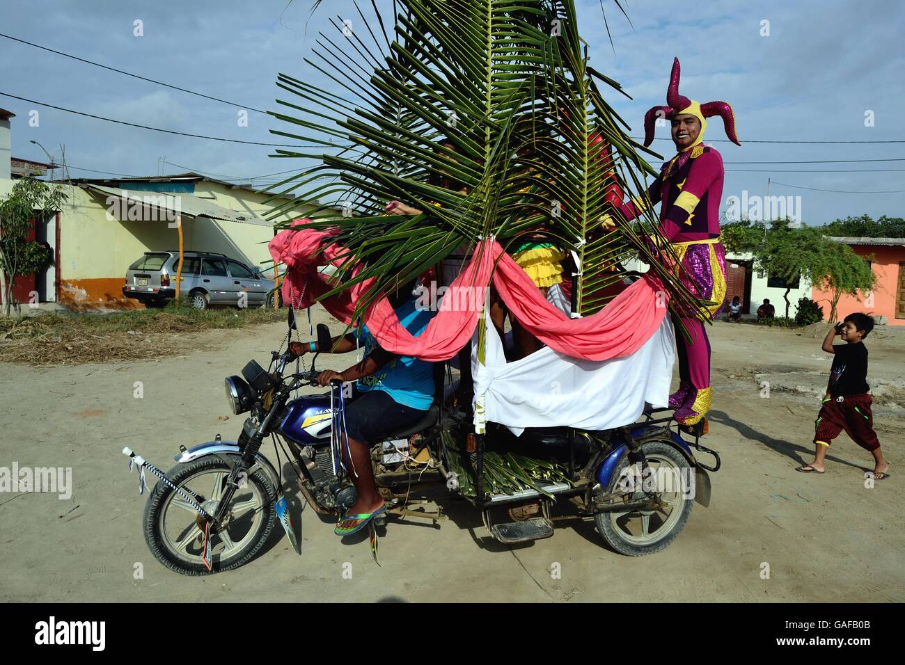 Motokar - Festival on the Day of San Pedro in PUERTO PIZARRO ...
