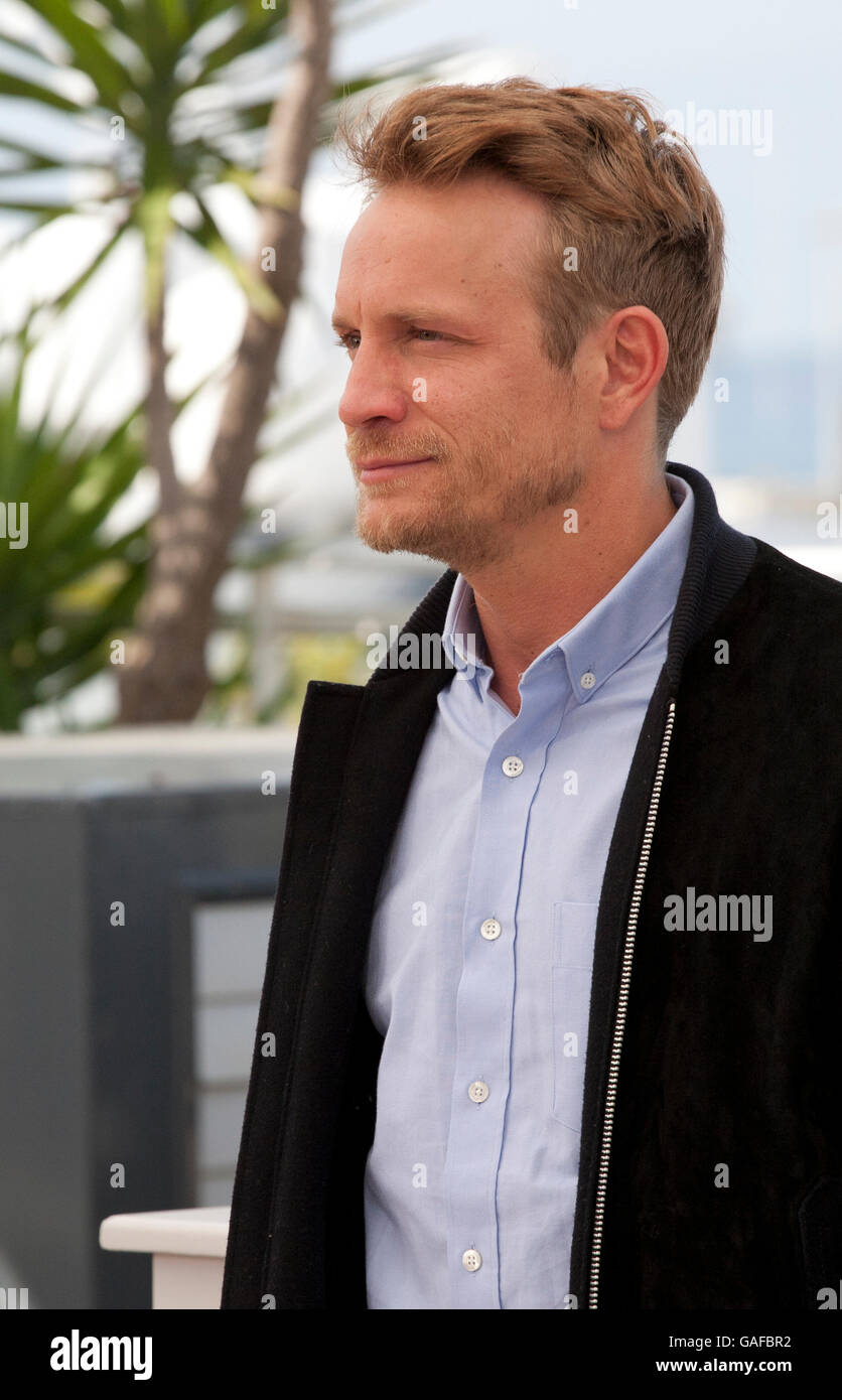 Actor Jeremie Renier at The Unknown Girl (La Fille Inconnue) film photo ...