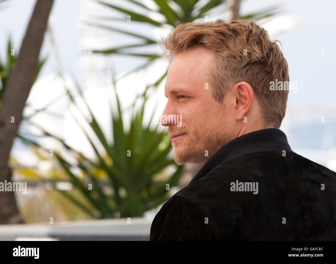 Actor Jeremie Renier at The Unknown Girl (La Fille Inconnue) film photo ...