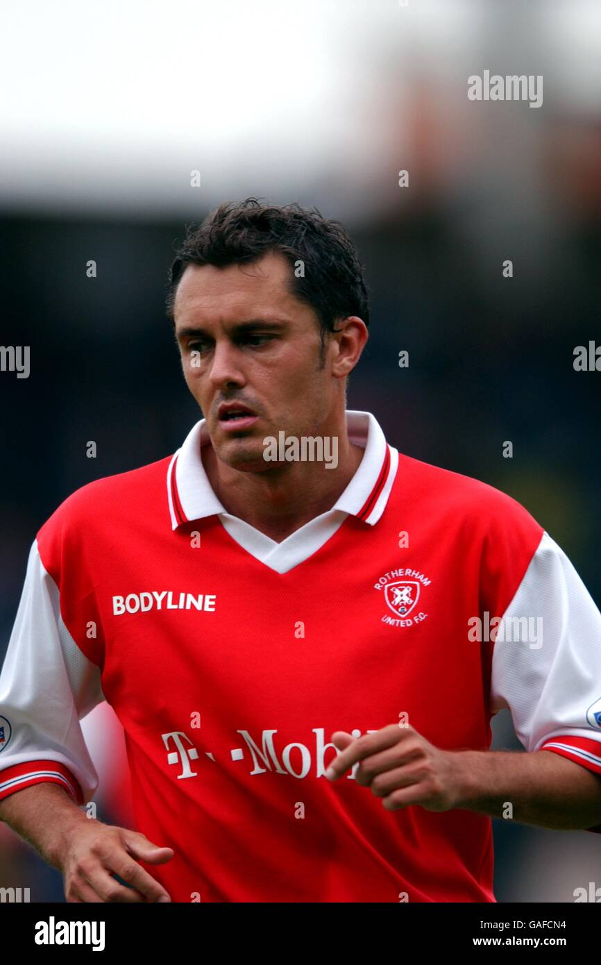 Paul hurst rotherham united united hi-res stock photography and images ...
