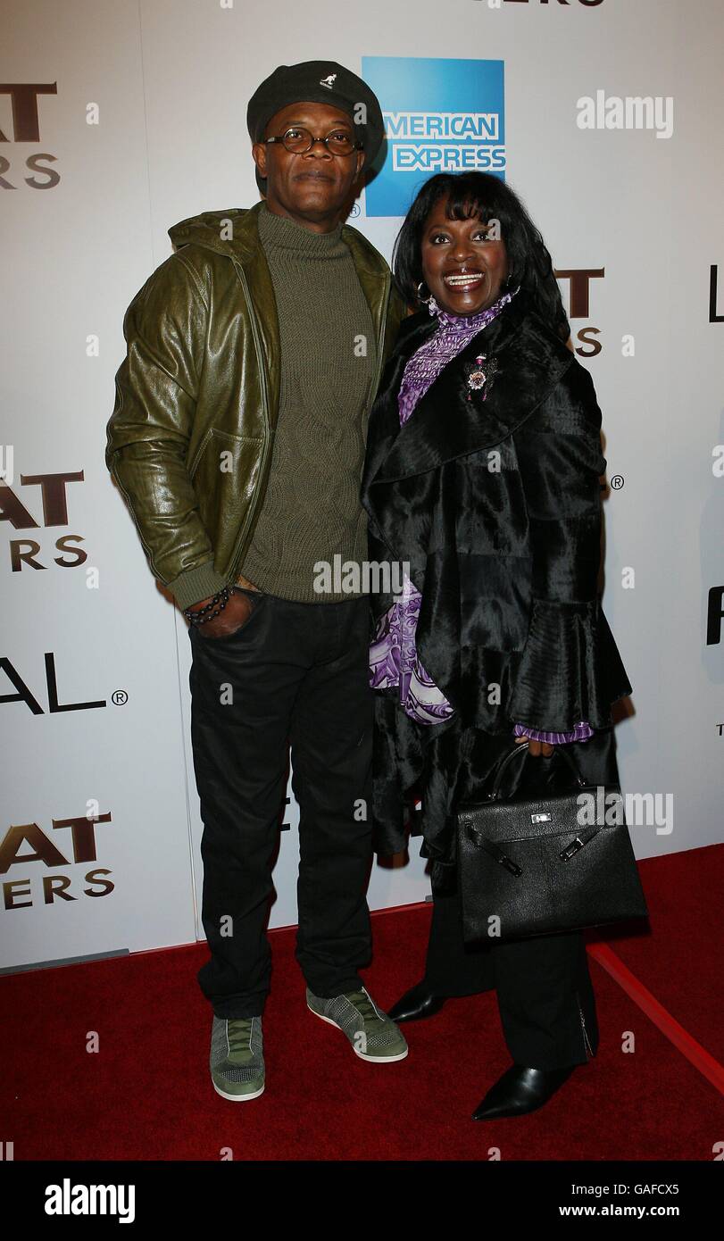 Samuel jackson samuel jackson hand hi-res stock photography and images ...