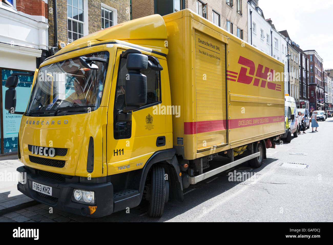 Dhl lorry hi-res stock photography and images - Alamy