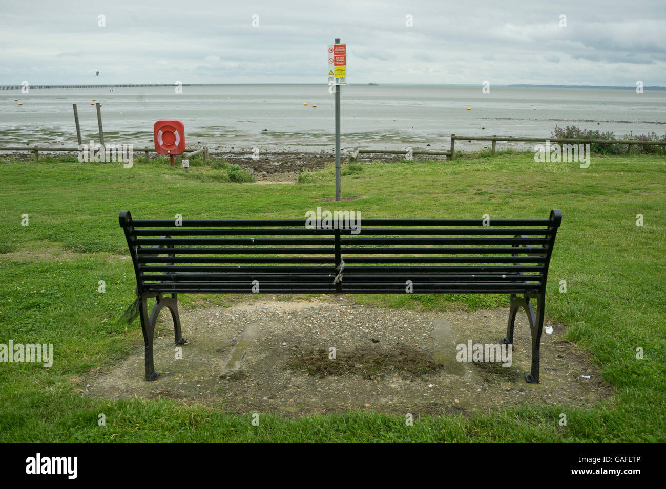 Benches on seaside at Southend-on-Sea. Essex.UK Stock Photo - Alamy