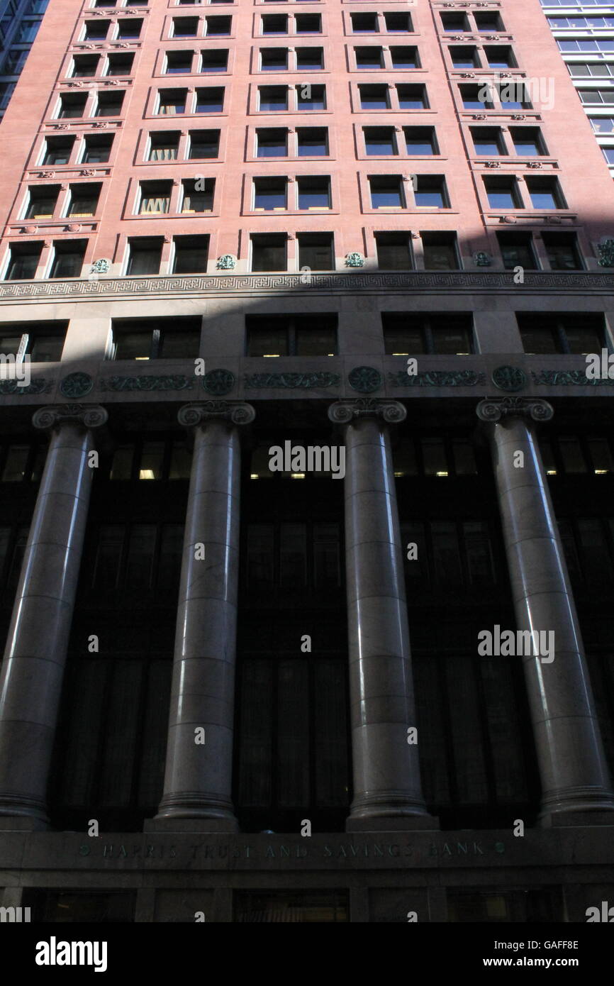 Harris Bank Building in the Loop, Chicago, IL, USA Stock Photo - Alamy