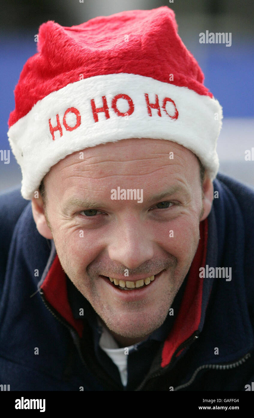 Terror attack hero john smeaton hi-res stock photography and images - Alamy