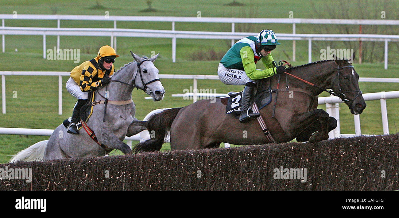 The lexus chase day hi-res stock photography and images - Alamy