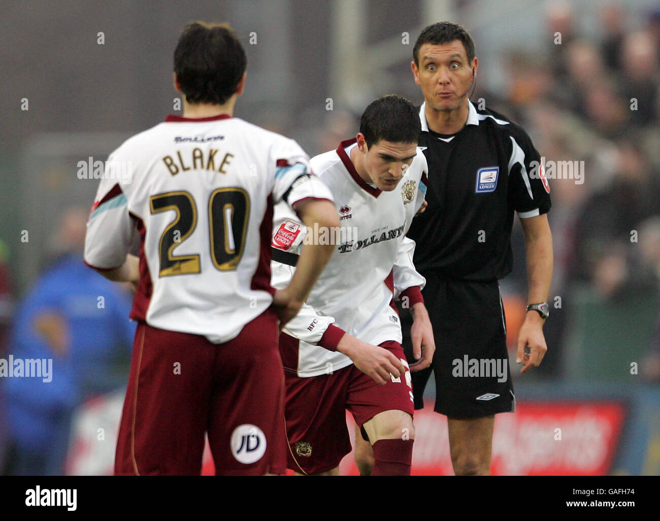 Burnley's Kyle Lafferty (centre) and referee Andre Marriner Stock Photo ...