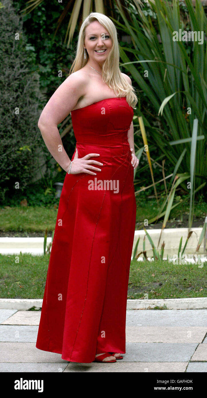 Gillian Harvey from Kent is named Slimmer of the Year at the Slimmer Of ...