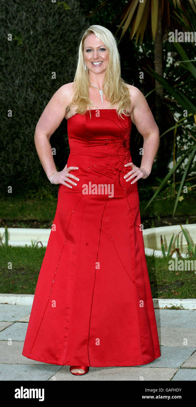 Gillian Harvey from Kent is named Slimmer of the Year at the Slimmer Of ...