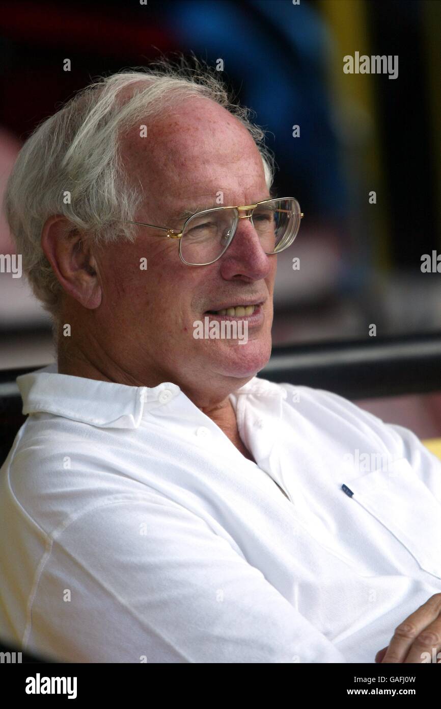 Former england coach jack rowell hi-res stock photography and images ...