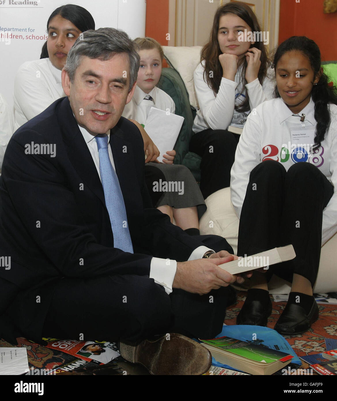 Children britains prime minister gordon brown hi-res stock photography ...