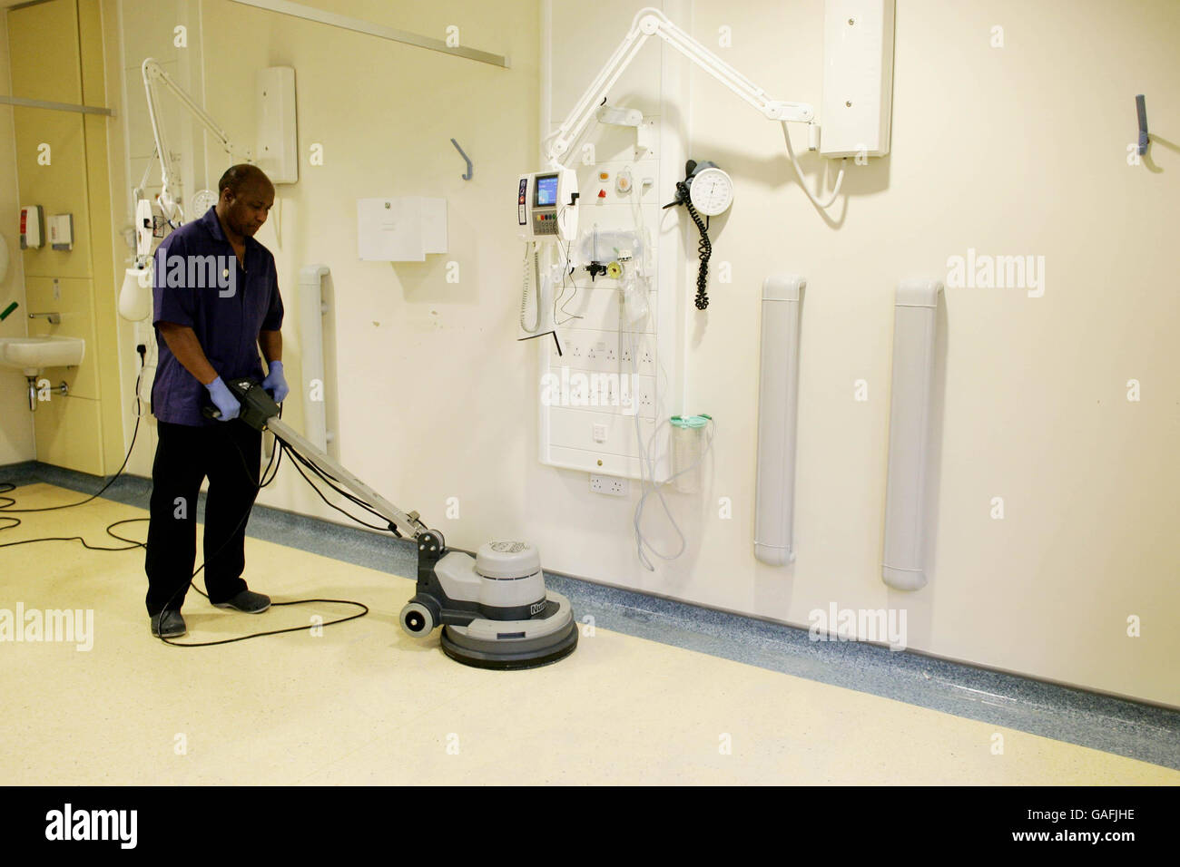 Full hospital ward hi-res stock photography and images - Alamy