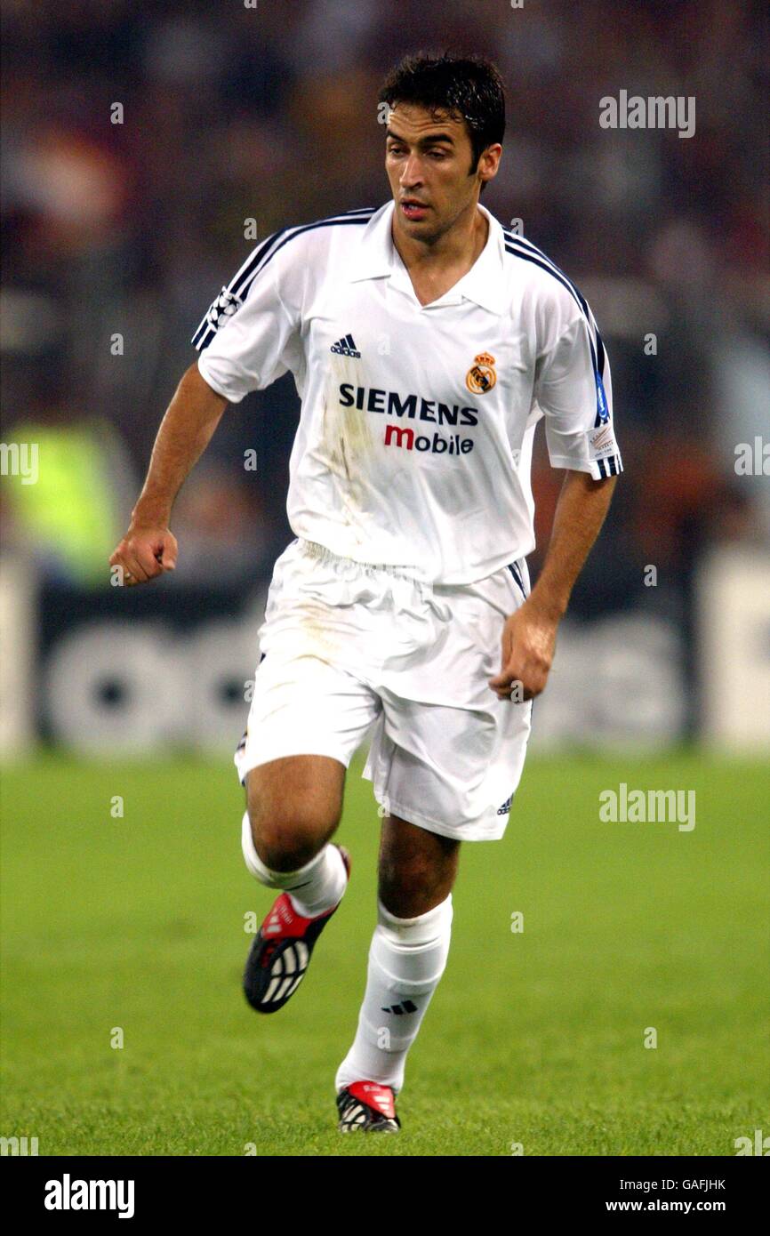 Soccer - UEFA Champions League - Group C - Roma v Real Madrid Stock ...