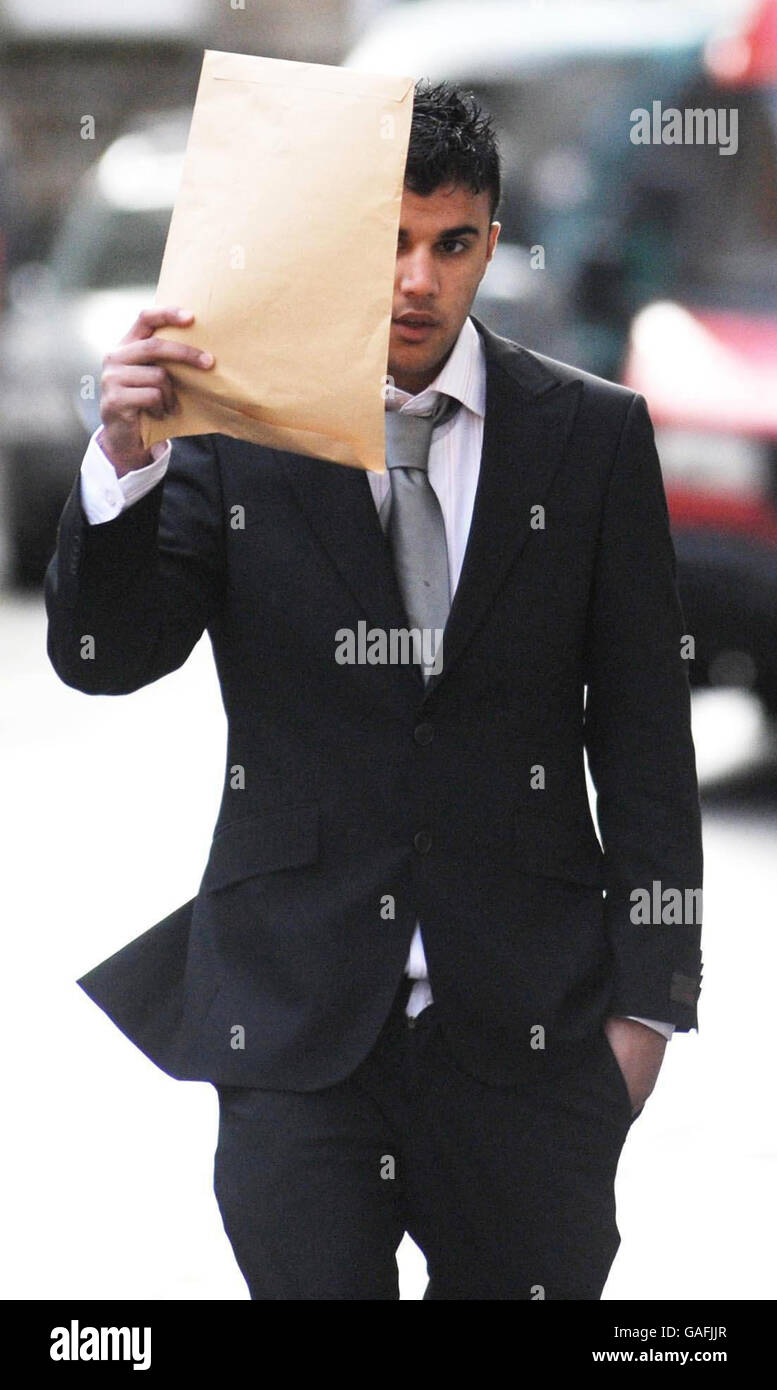 Hammer attack court case hi-res stock photography and images - Alamy