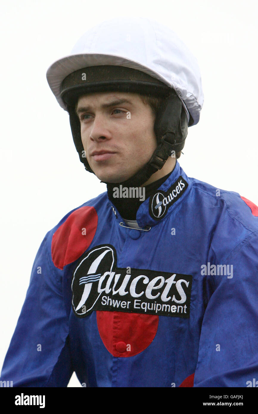 Sam thomas jockey hi-res stock photography and images - Alamy