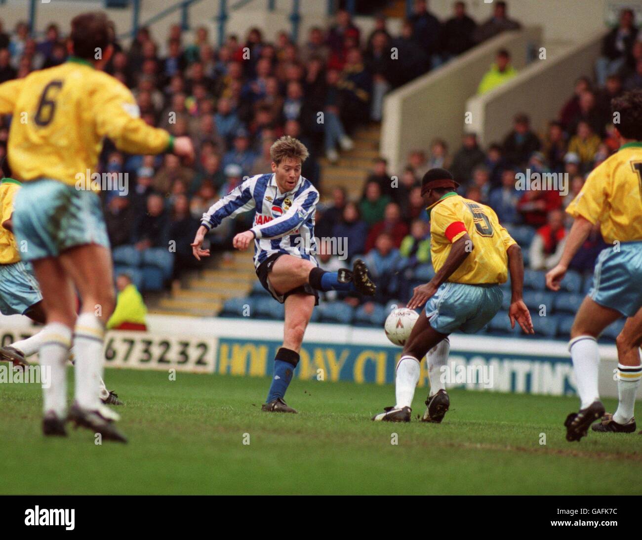 Sheffield wednesdays chris waddle hi-res stock photography and images ...
