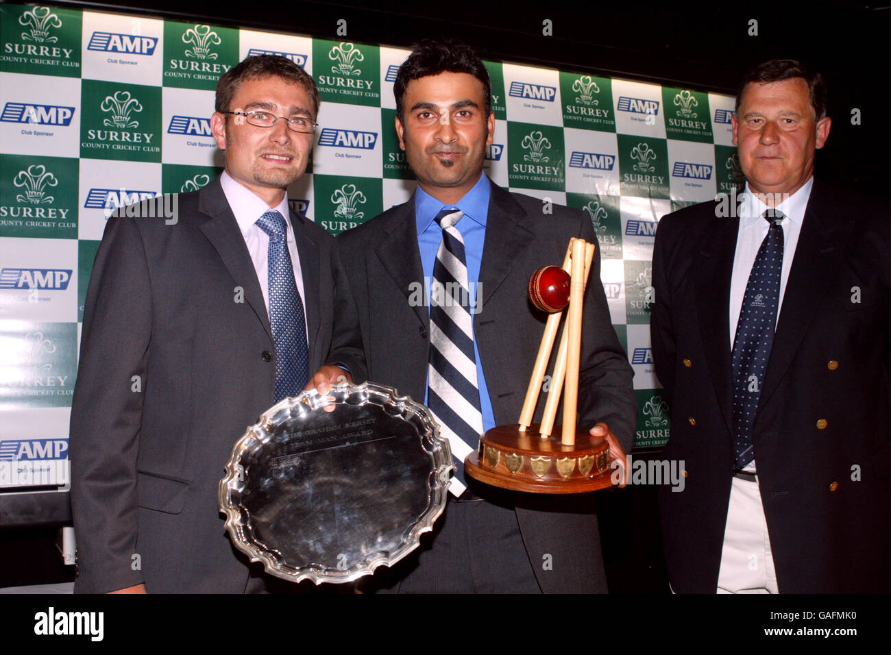 Cricket award ceremony hi-res stock photography and images - Alamy