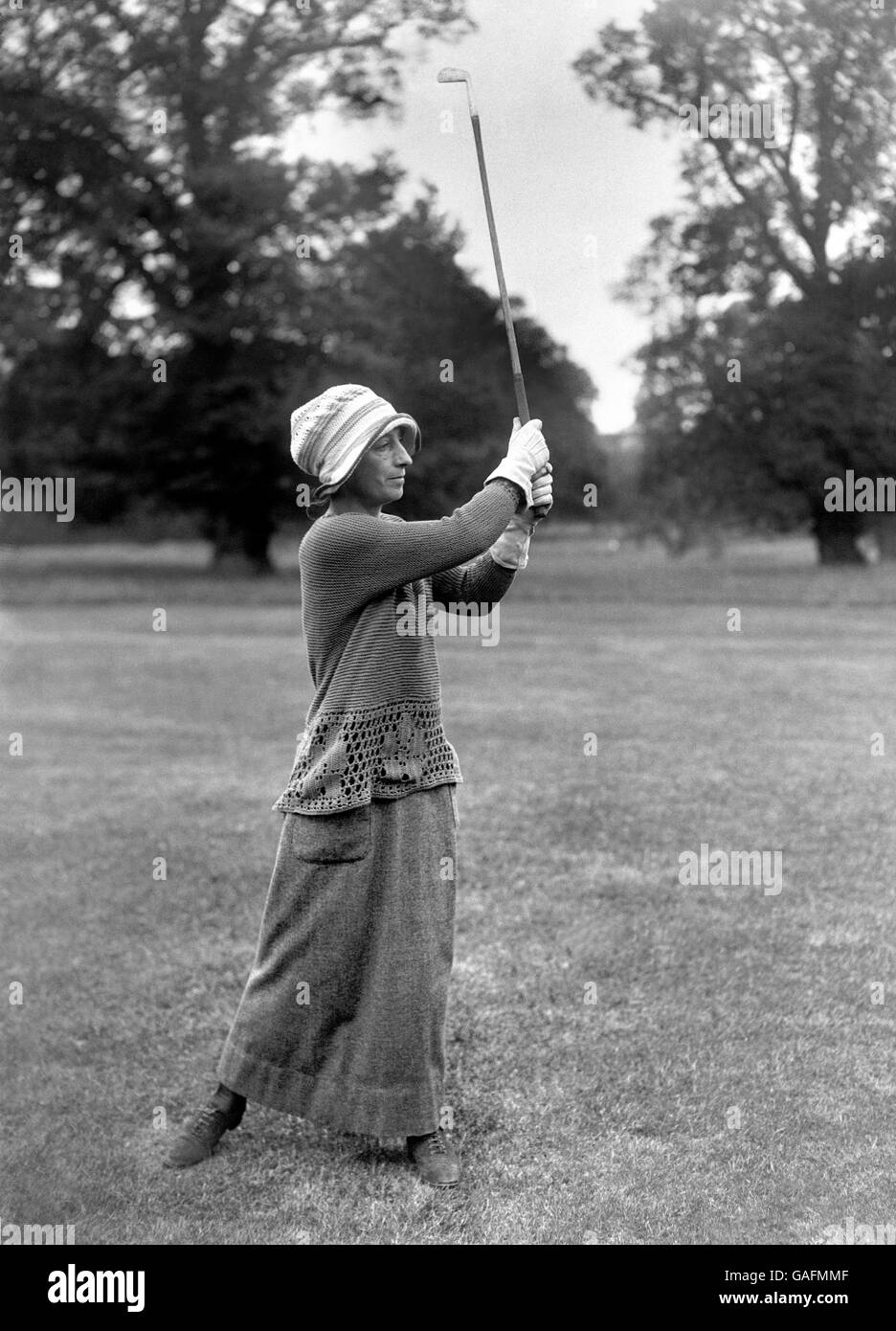 Golf - Ladies Parliamentary Golf - Edgware - 1920 Stock Photo - Alamy