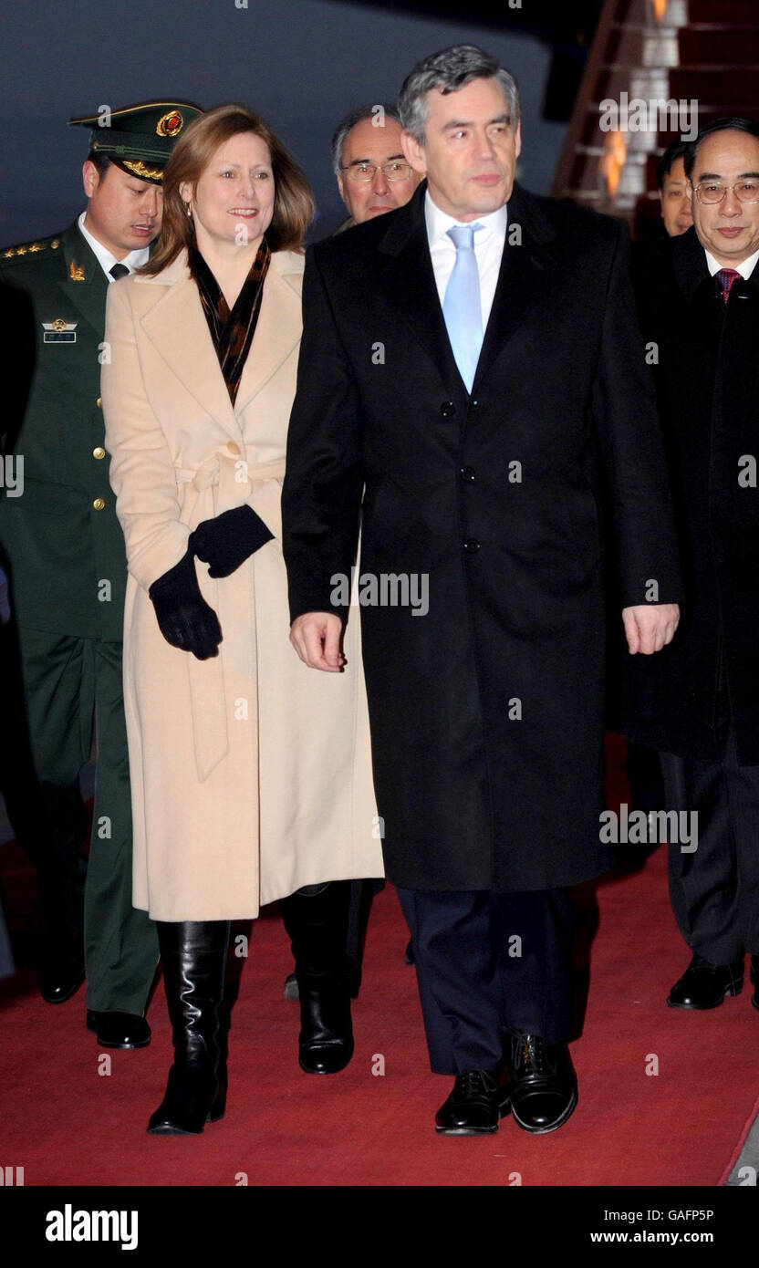 Politics with wife arriving smiling gordon brown hi-res stock ...