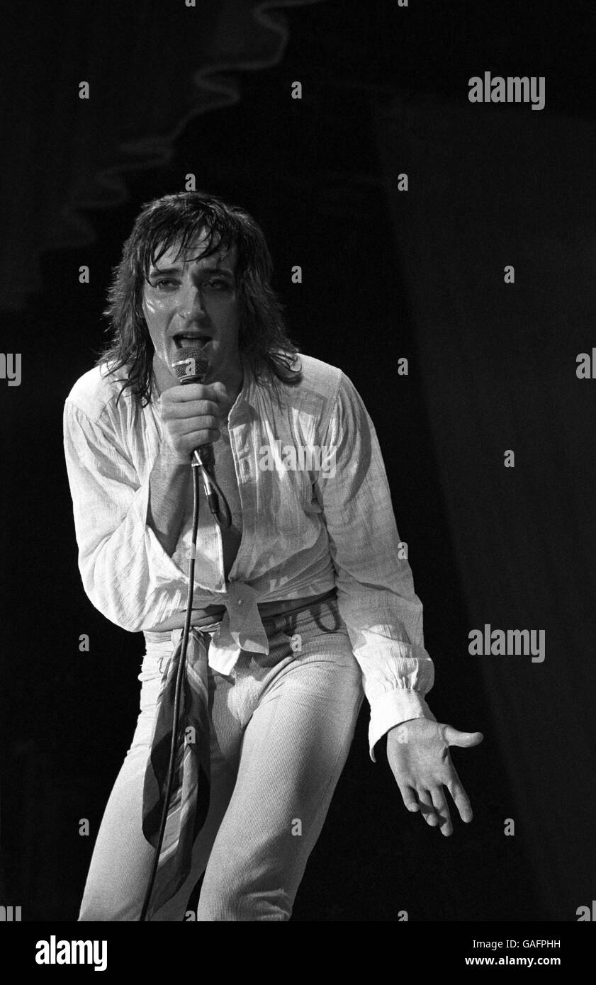 Rod stewart Black and White Stock Photos & Images - Alamy