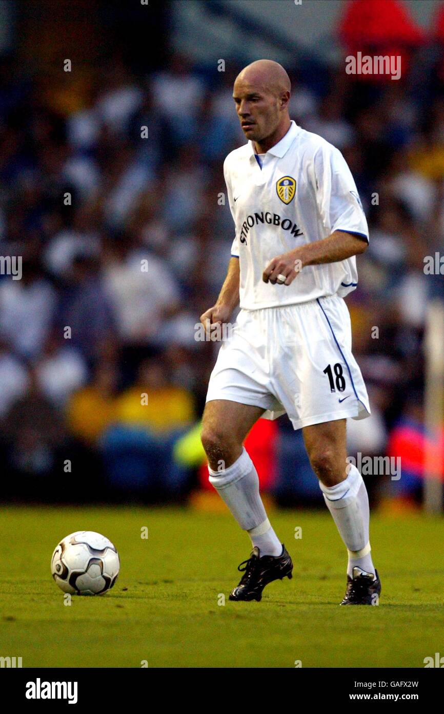 Leeds United's Danny Mills in action against Sunderland Stock Photo - Alamy