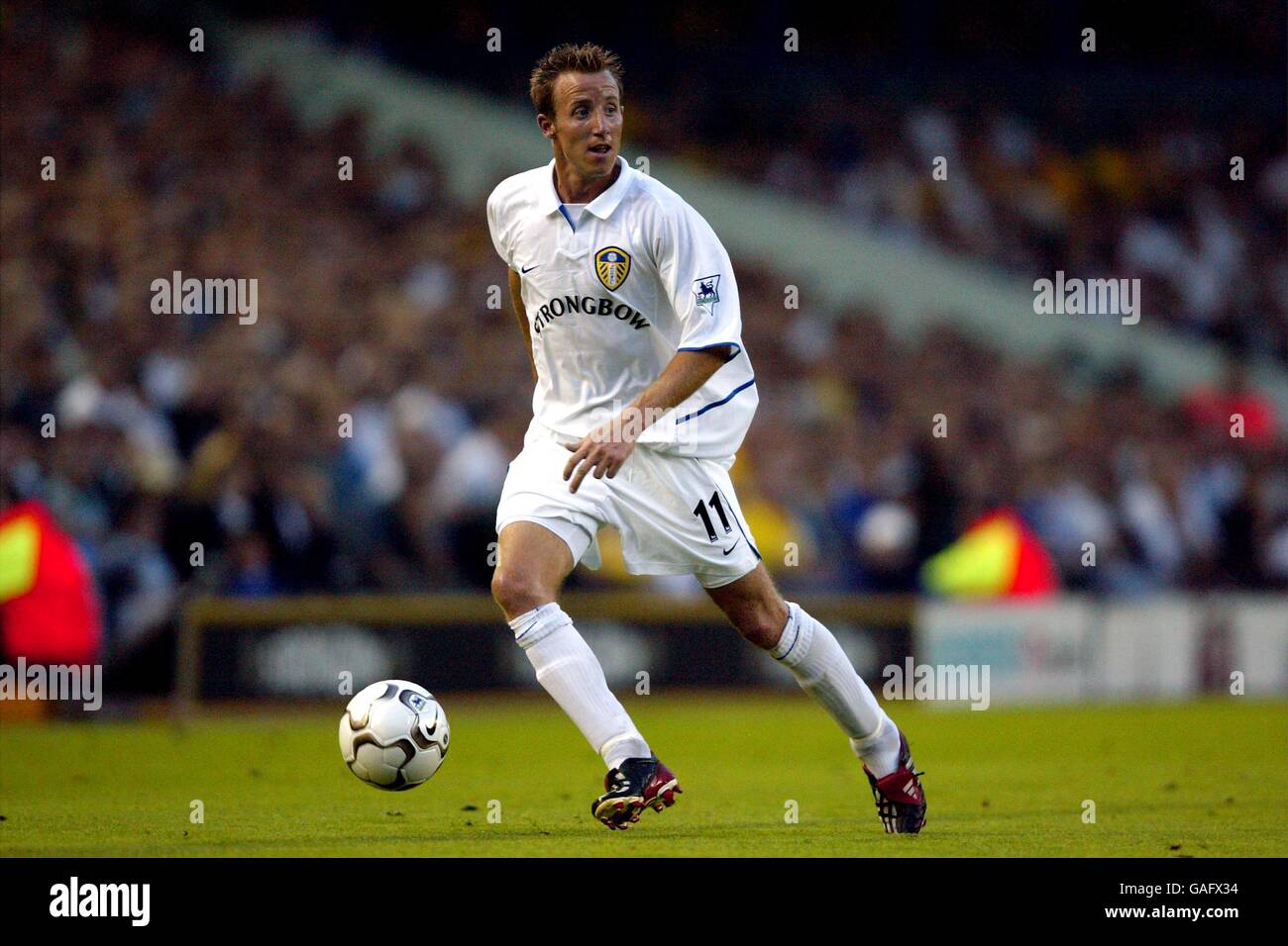 Leeds uniteds lee bowyer hi-res stock photography and images - Alamy