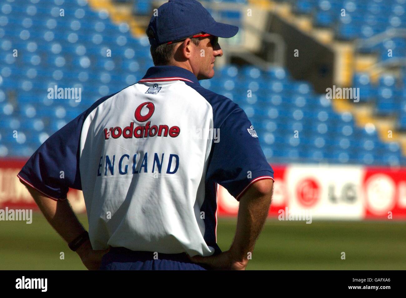Sport cricket andrew caddick hi-res stock photography and images - Alamy