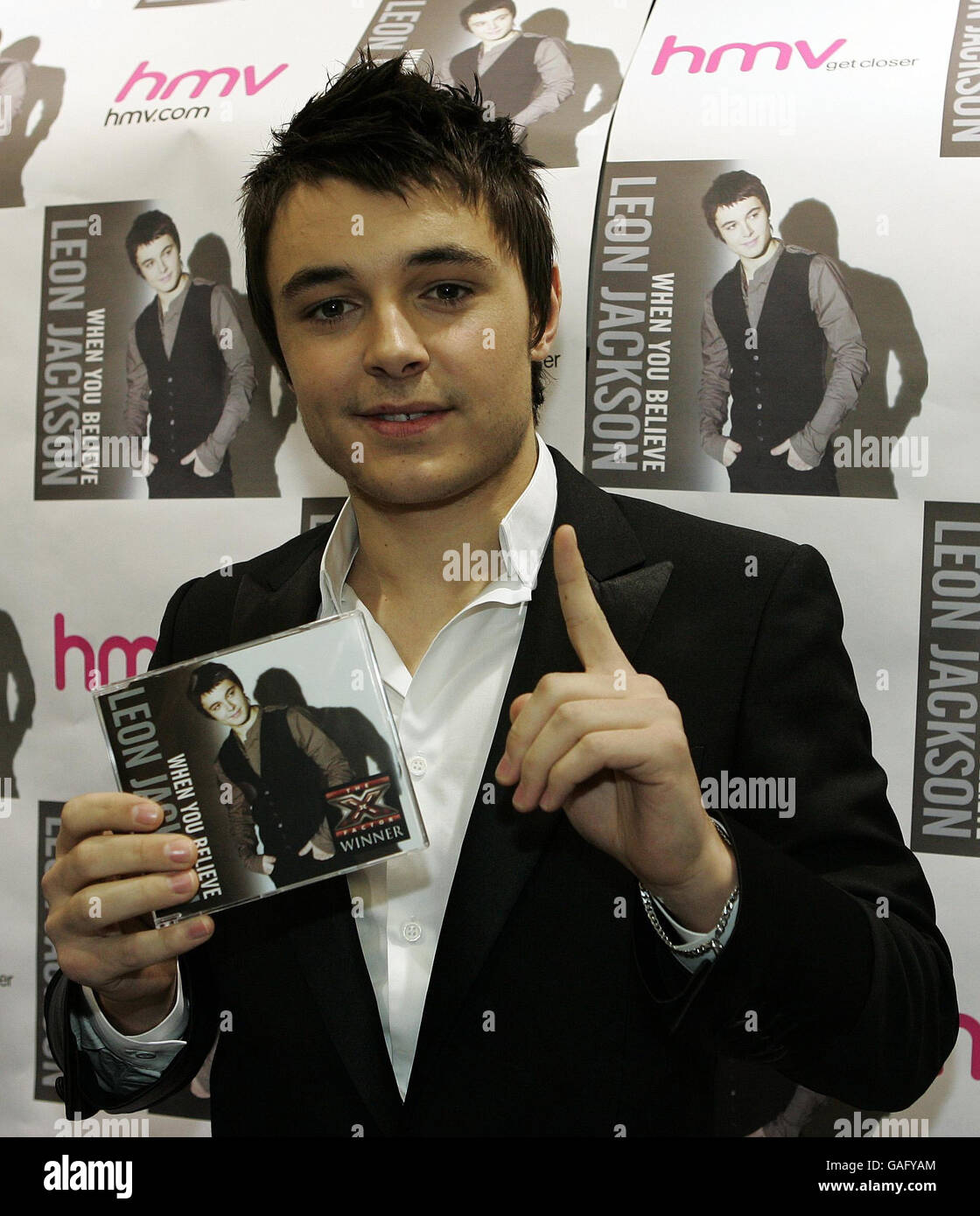 X-Factor winner Leon Jackson signing session - Livingston Stock Photo ...