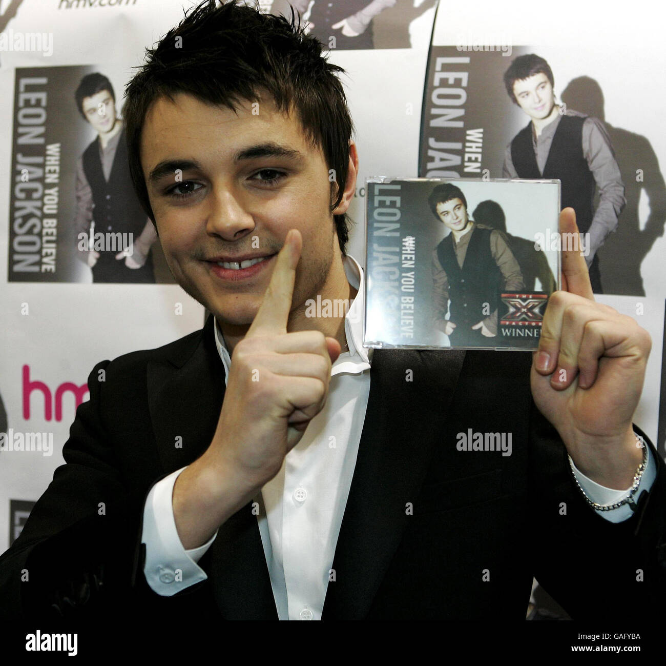 X-Factor winner Leon Jackson signing session - Livingston Stock Photo ...