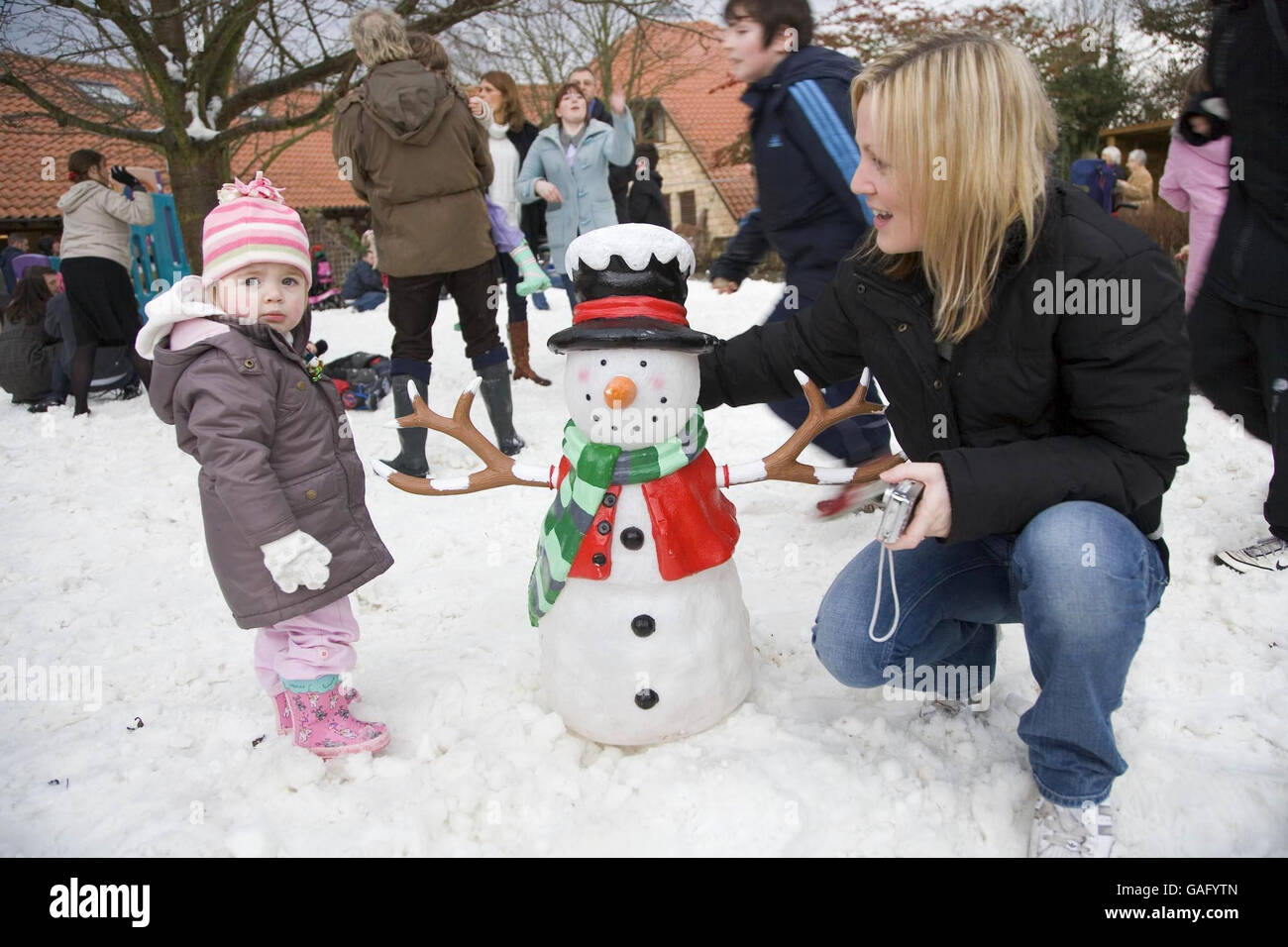 Ruby Simpson, two, and her mother Michelle from St Martins Hospice in ...