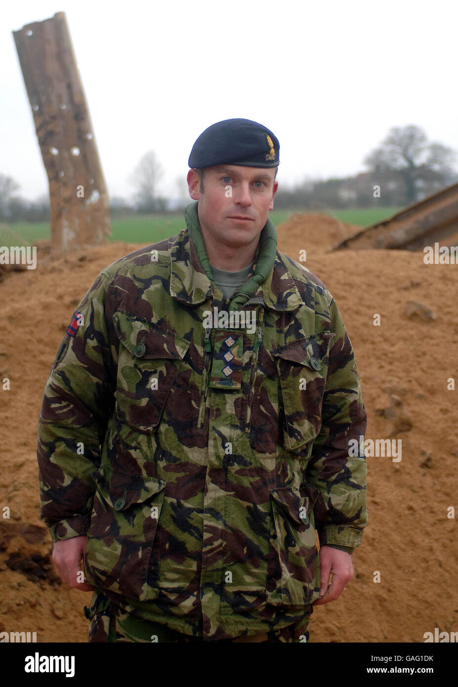 Royal engineers bomb disposal hi-res stock photography and images - Alamy