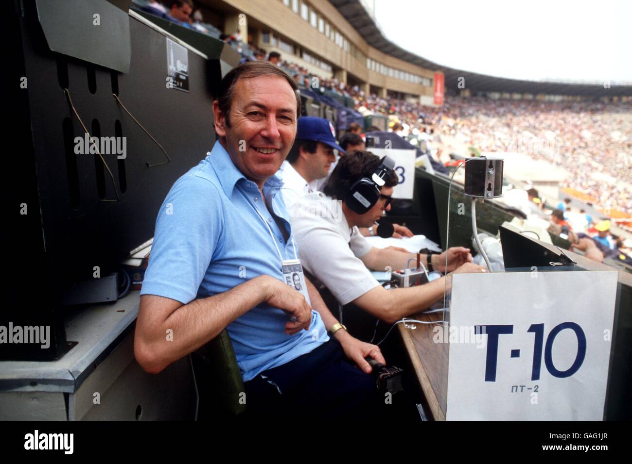 Olympics commentator hi-res stock photography and images - Alamy