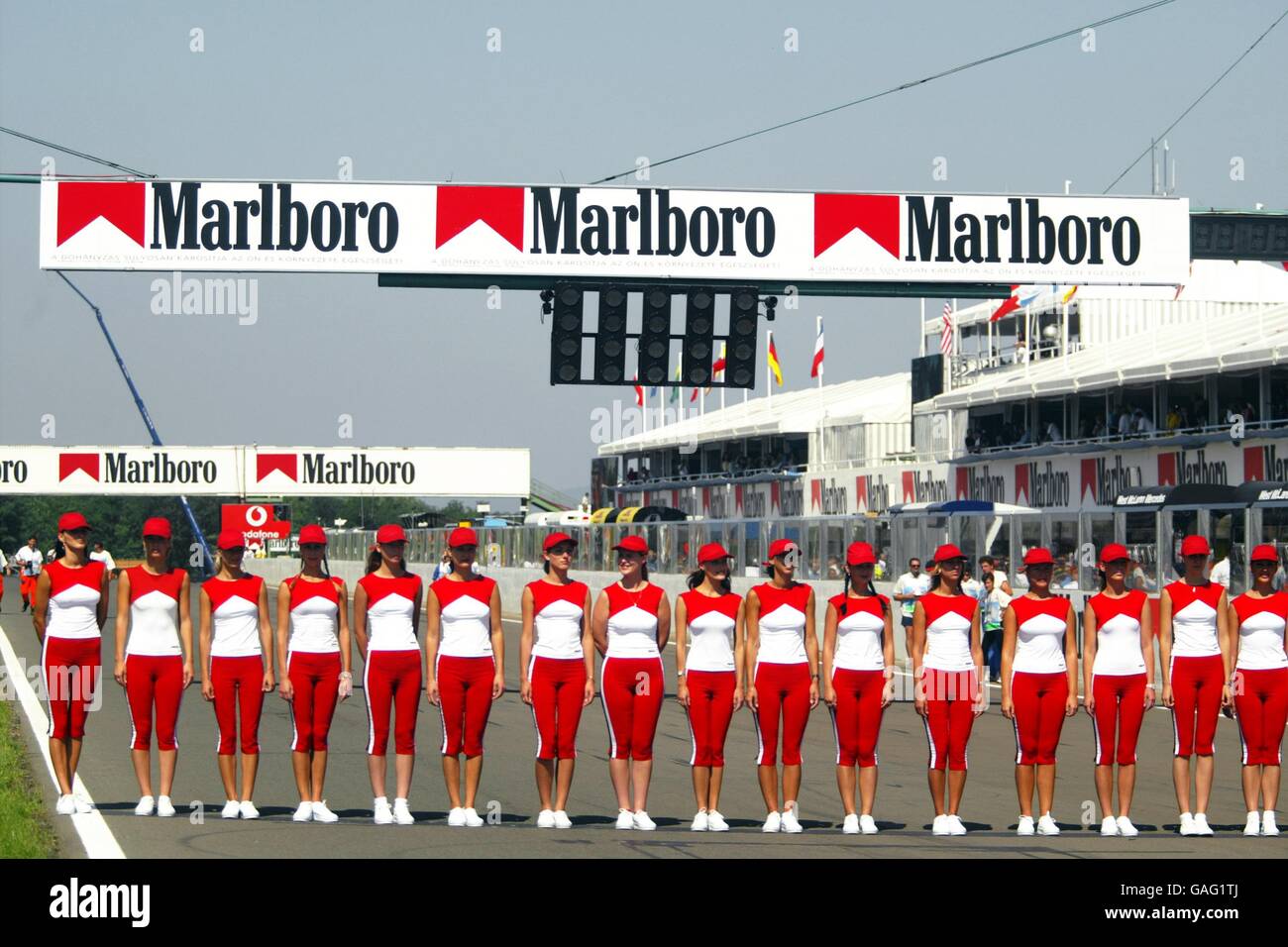 Models f1 pitlane babes hi-res stock photography and images - Alamy
