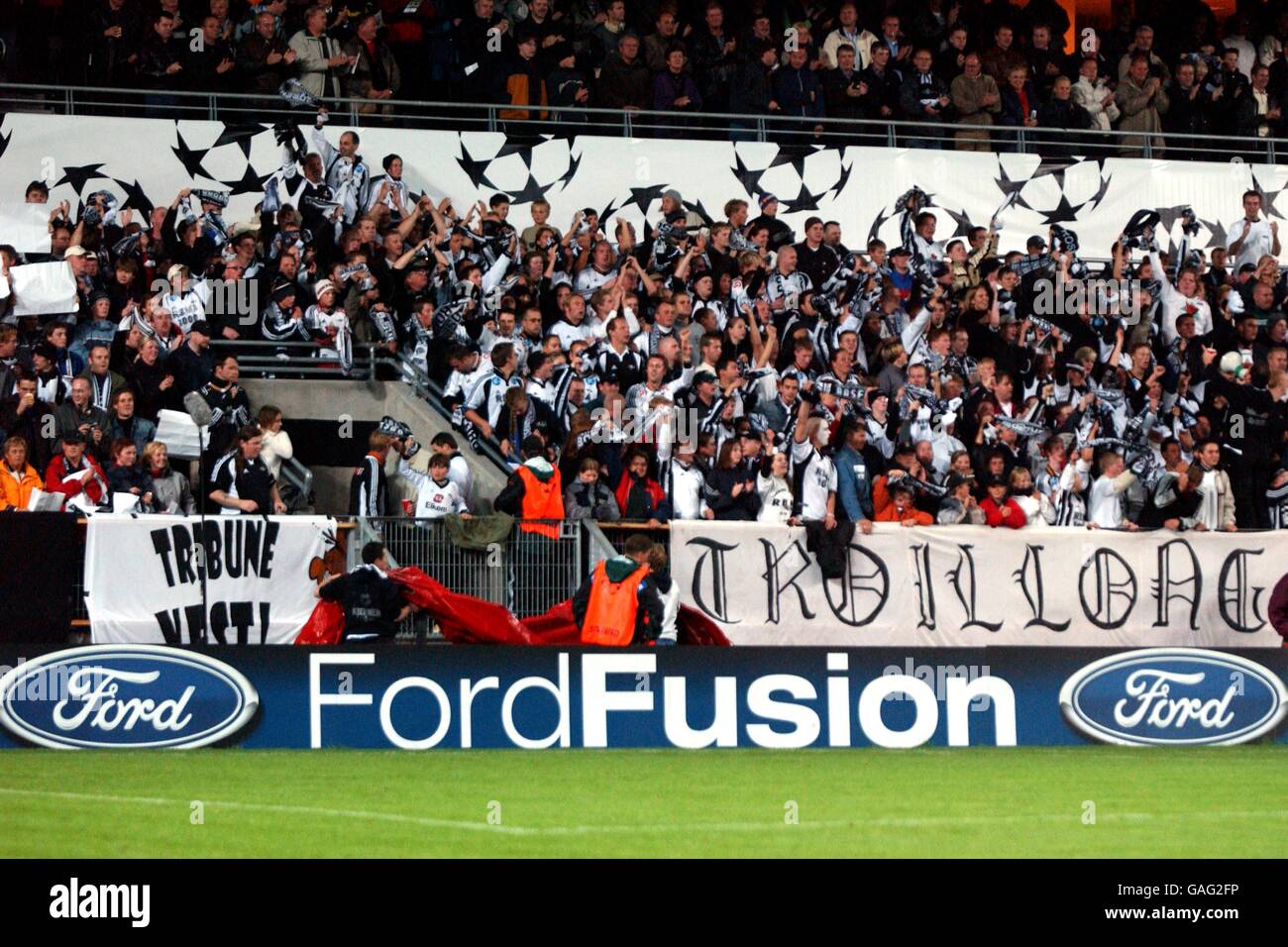 Rosenborg fans cheer on their team hi-res stock photography and images ...