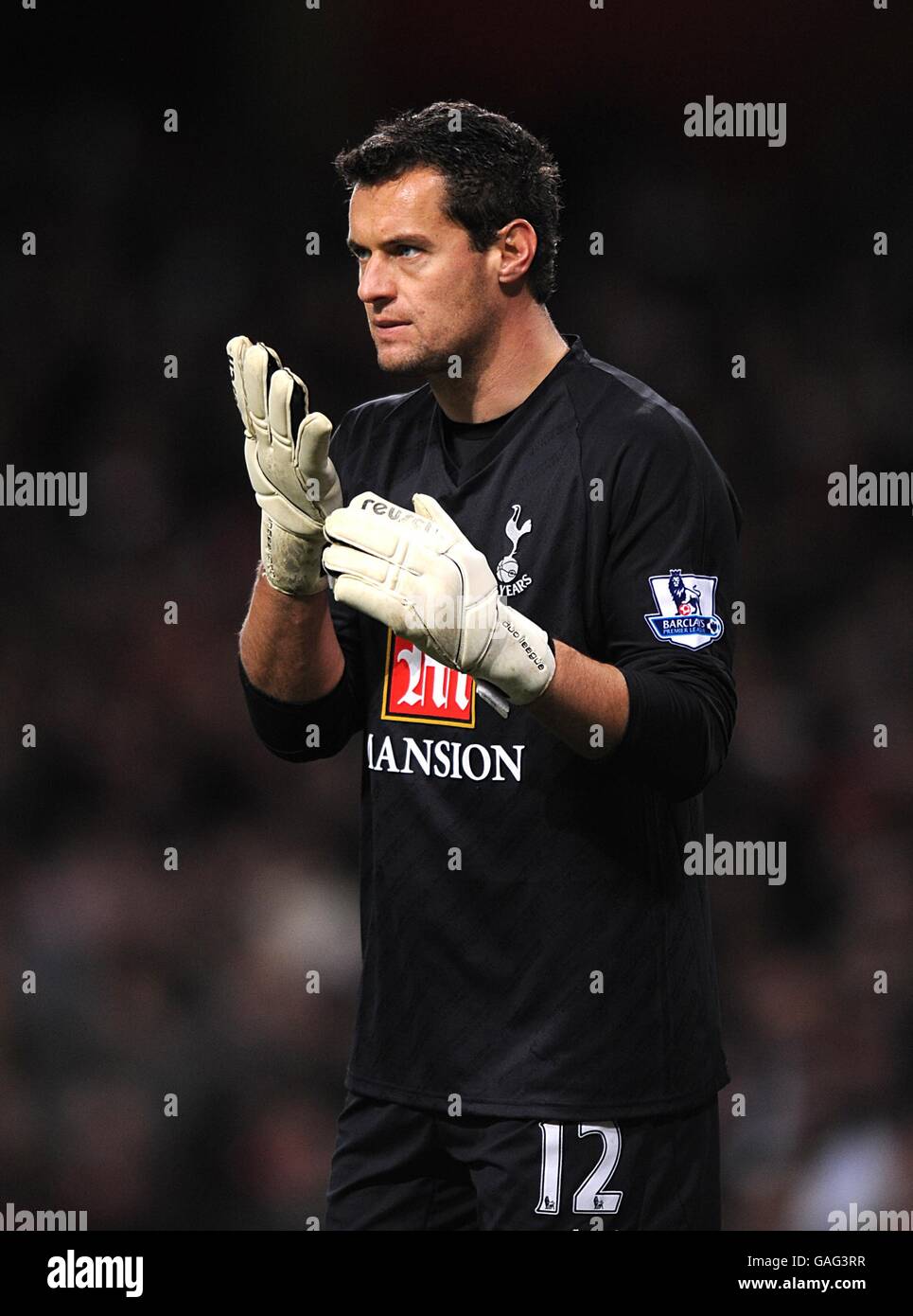 Tottenham hotspur goalkeeper radek cerny hi-res stock photography and ...