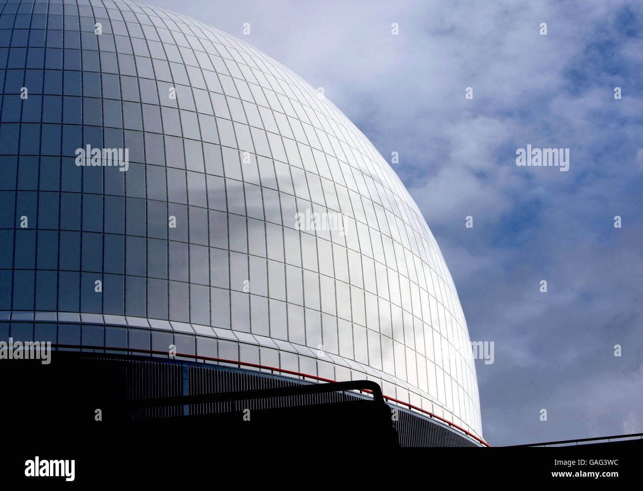 The reactor dome of Sizewell B Nuclear Power Station, in Sizewell ...