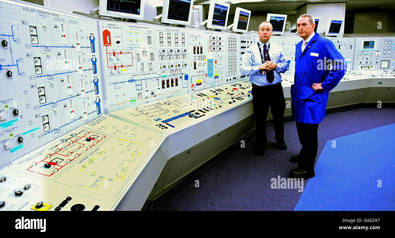 The control room at sizewell b nuclear power station hi-res stock ...