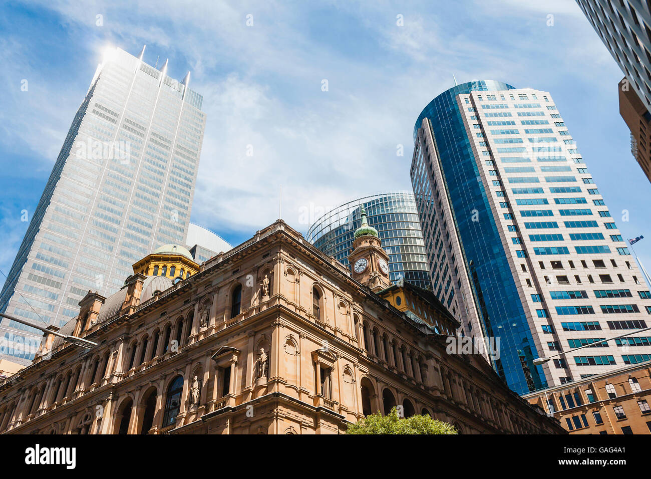 Downtown sydney busy street hi-res stock photography and images - Alamy