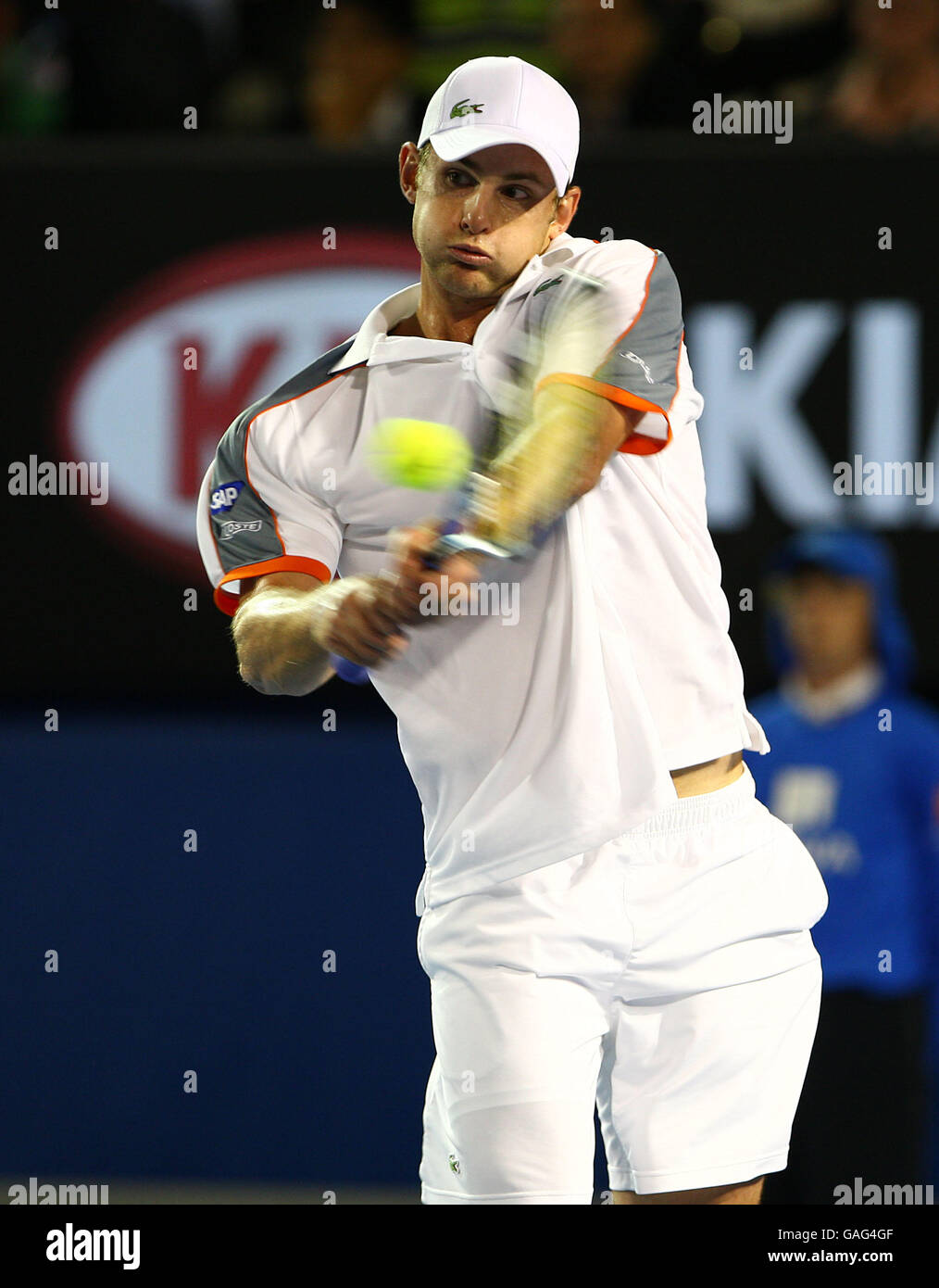 USA's Andy Roddick in action during his match agains Germany's Michael ...