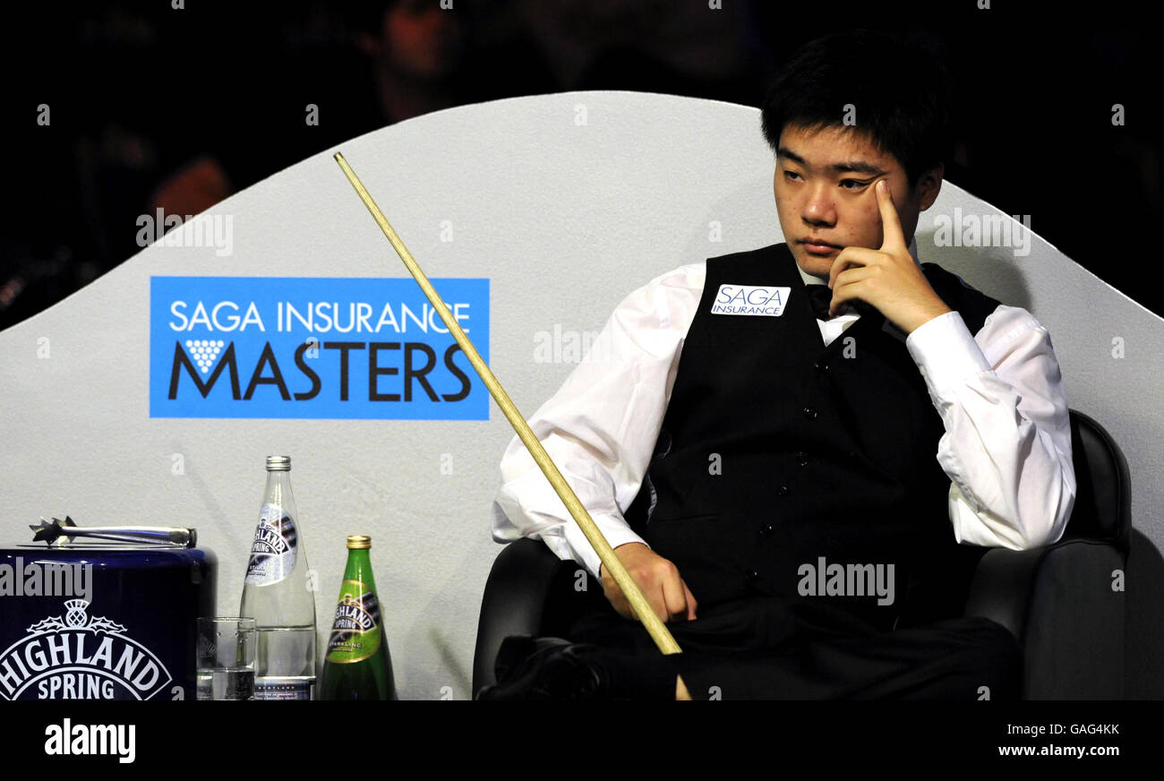 Four seated masters hi-res stock photography and images - Alamy