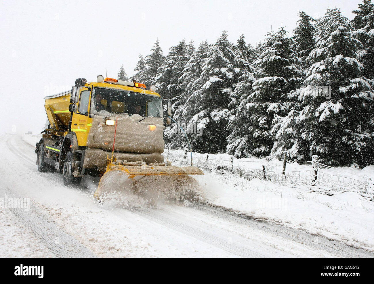 Snow hits the UK Stock Photo - Alamy