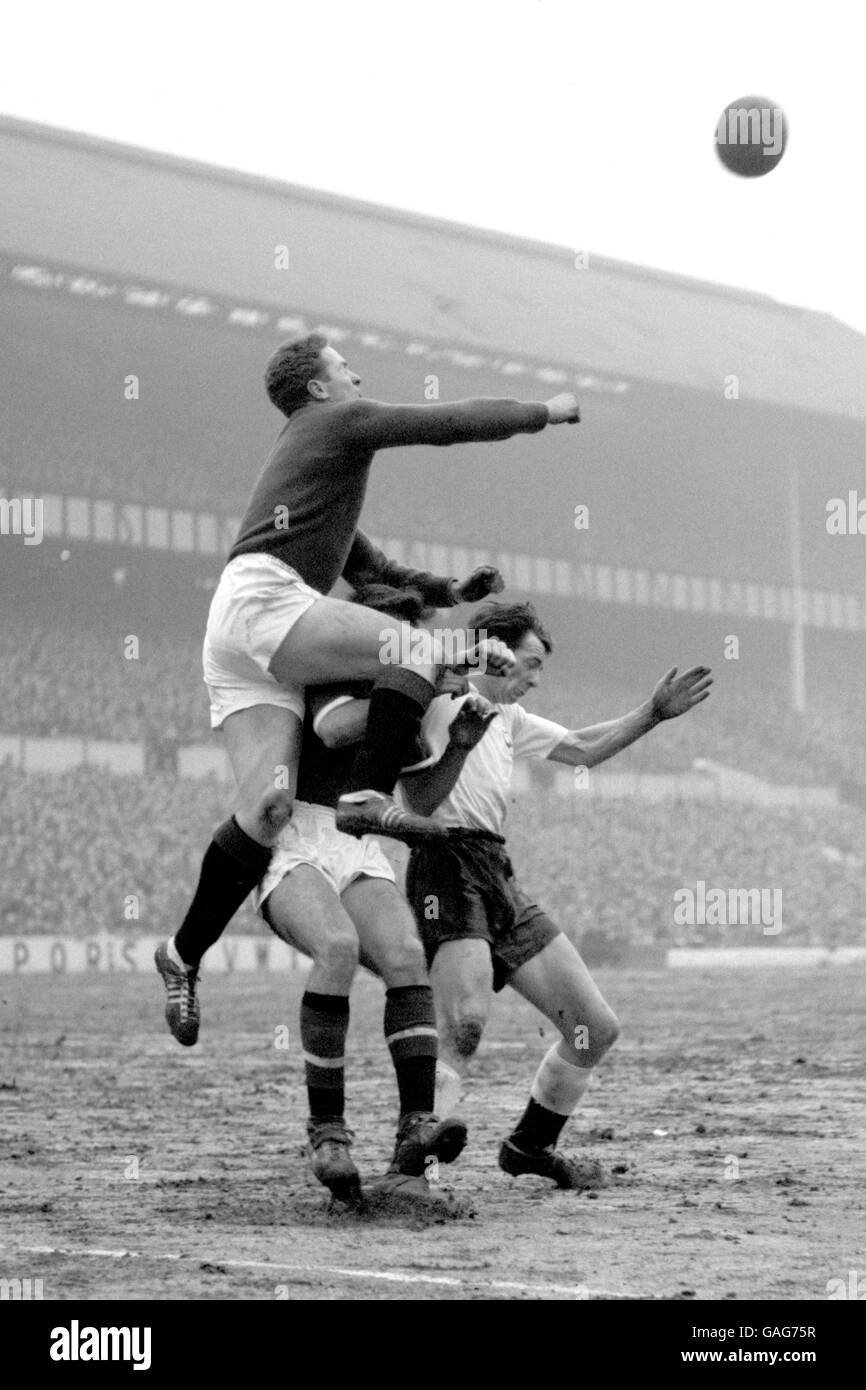 Harry gregg munich hi-res stock photography and images - Alamy