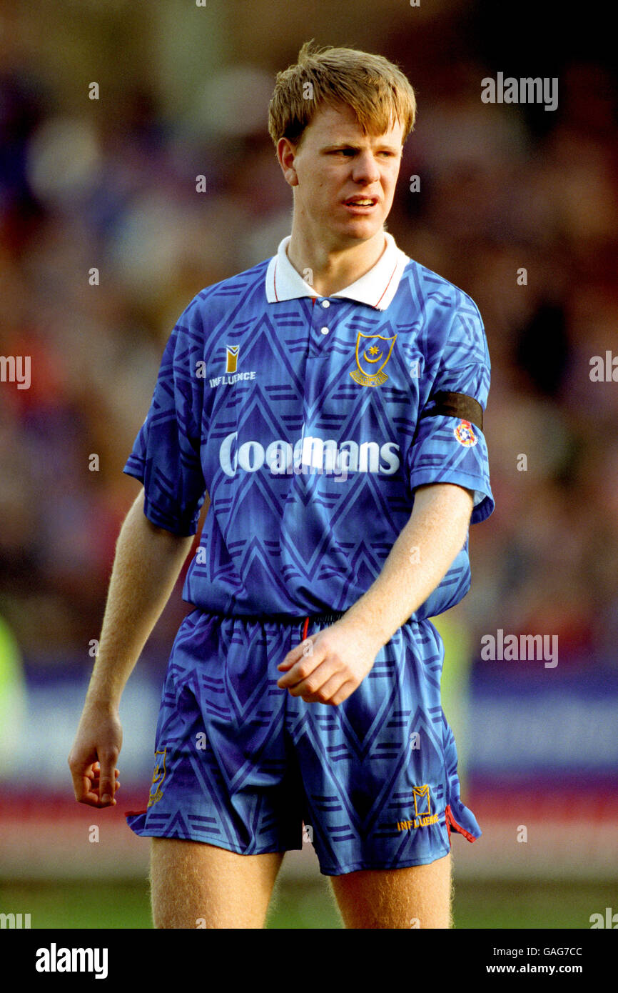 ENGLISH SOCCER. ANDY AWFORD, PORTSMOUTH Stock Photo - Alamy